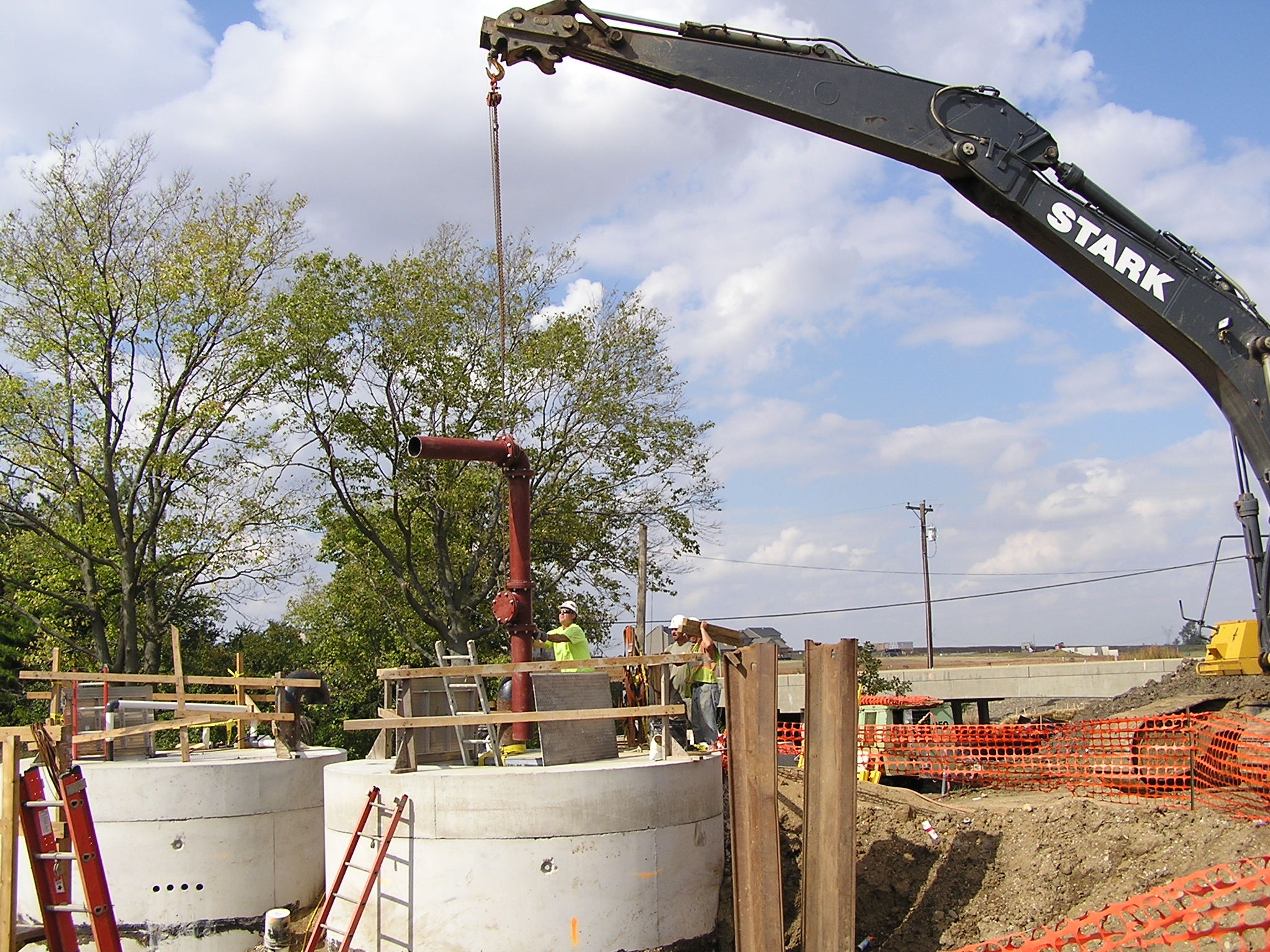 Chilled Water Piping – Stark Excavating, Inc.