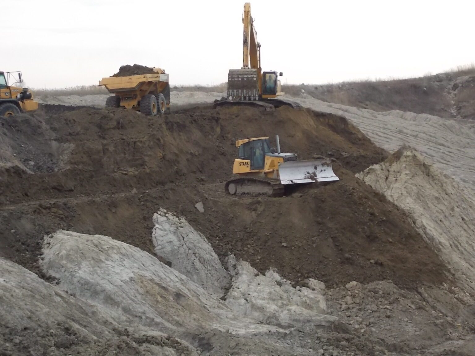 Earthwork – Stark Excavating, Inc.